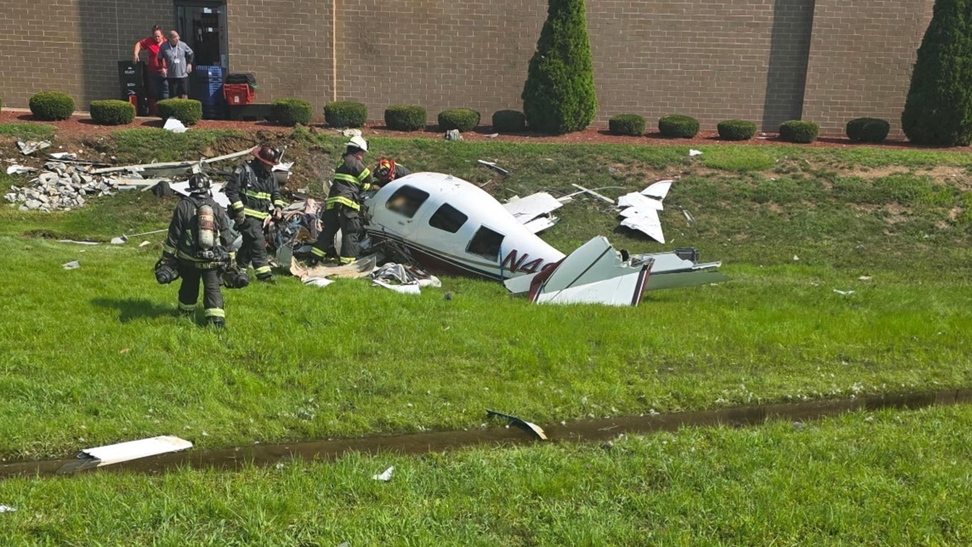 44-year-old pilot, activist killed in Greenwood plane crash | abc10.com