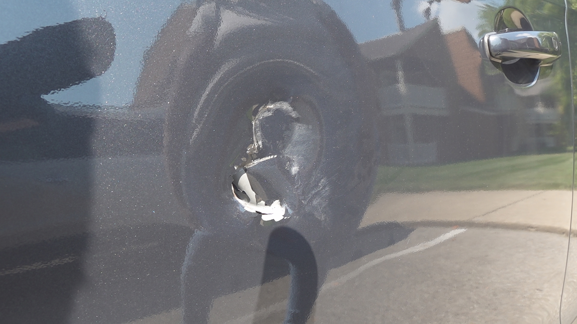 Two men allegedly terrorized mom, kids with racial slurs in Indy ...