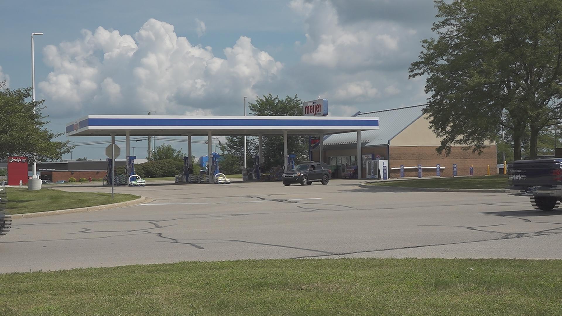 Two men allegedly terrorized mom, kids with racial slurs in Indy ...