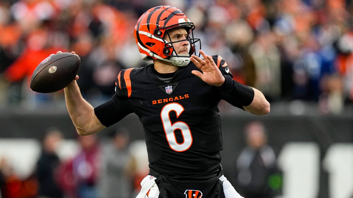 Jake Browning's family treated to Bengals suite from Joe Burrow | abc10.com