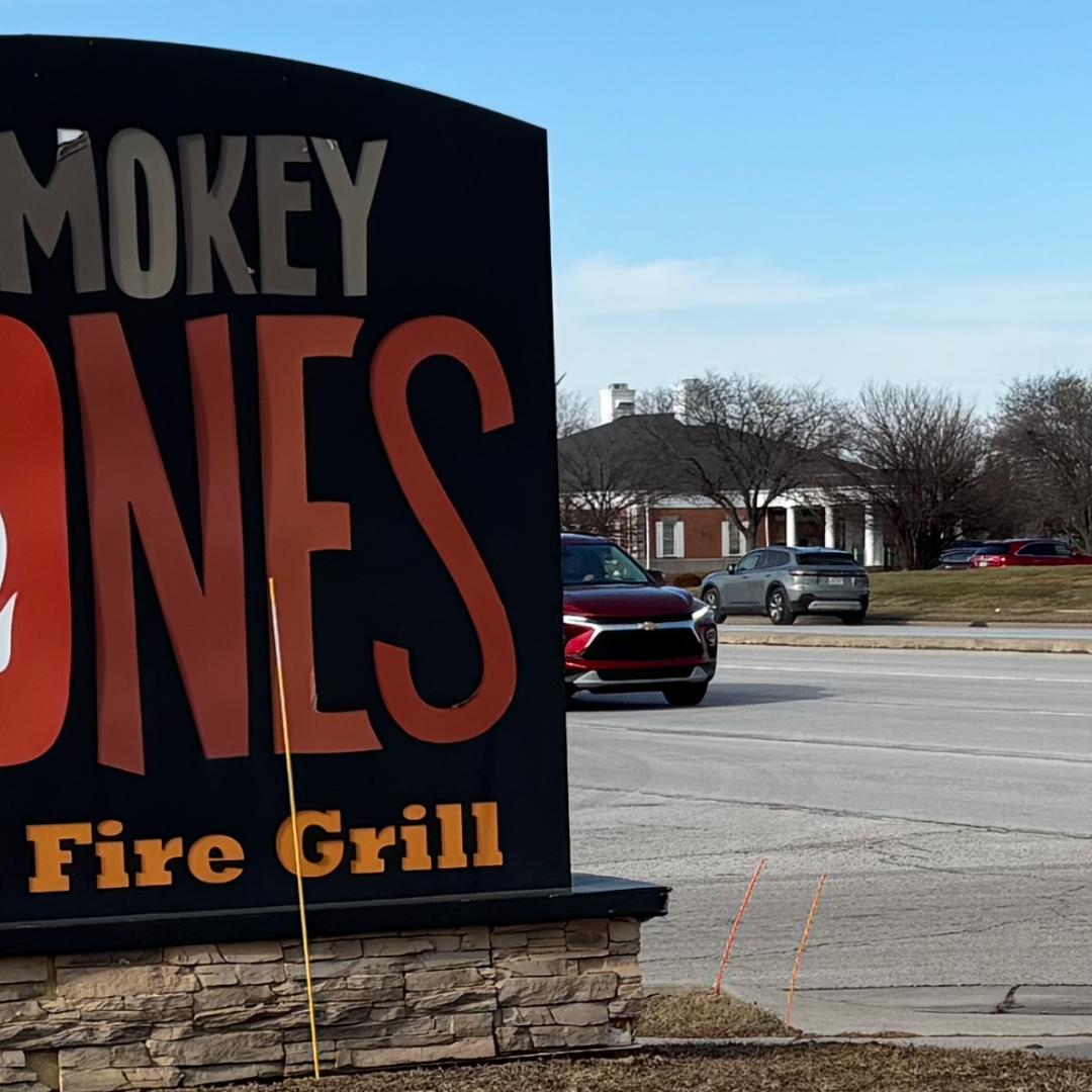 Smokey Bones suddenly closes all locations | abc10.com