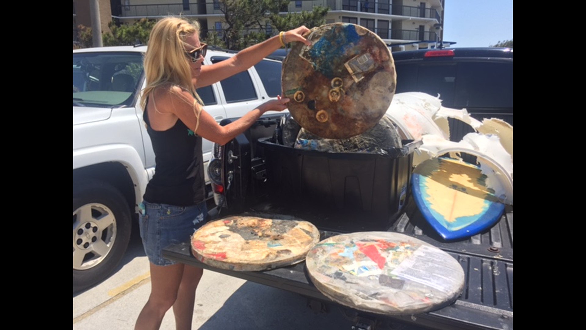 Navy investigates disks of trash washing up on OBX beaches | abc10.com