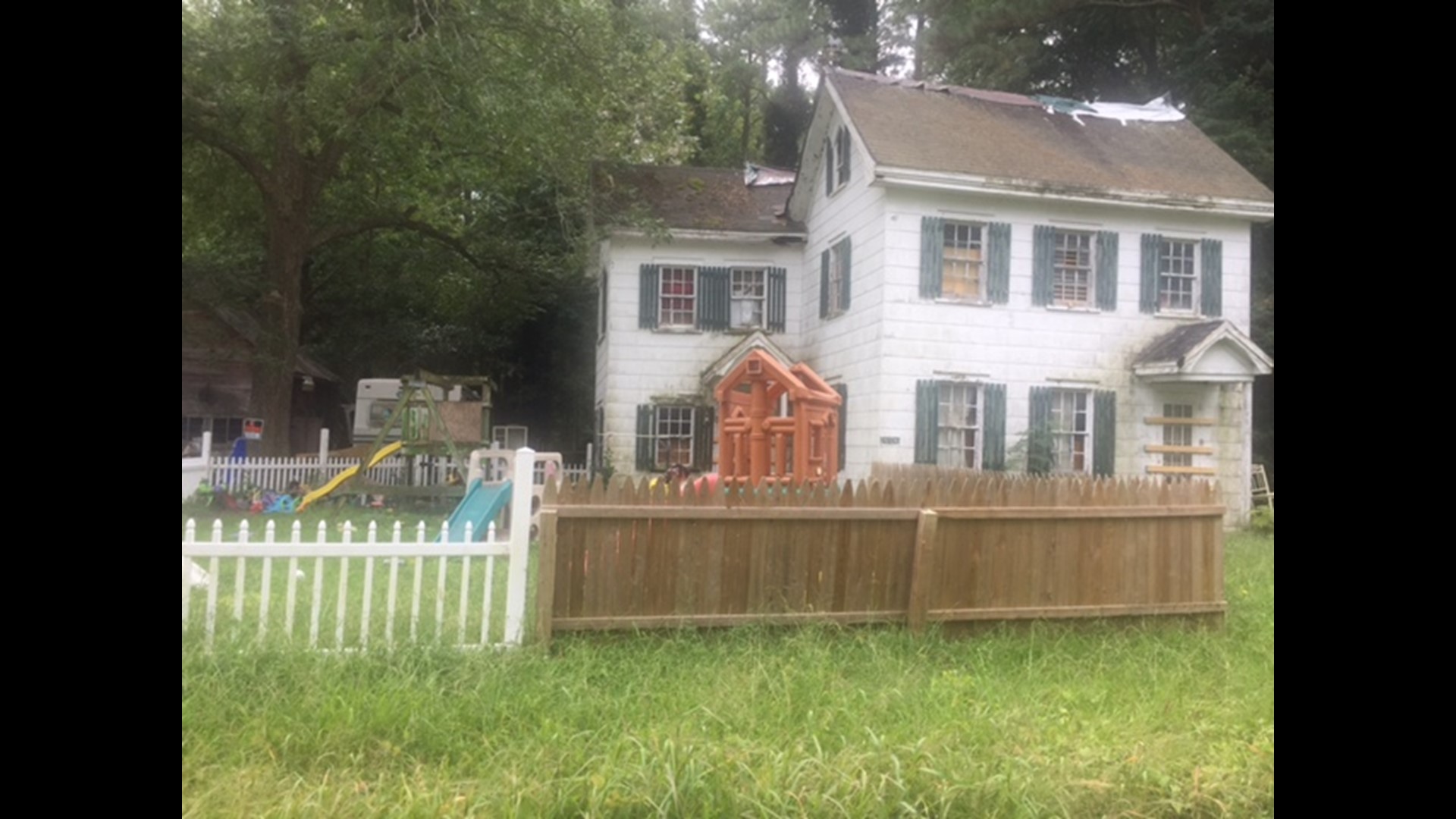 Mom accused of keeping toddlers in makeshift cages indicted | abc10.com