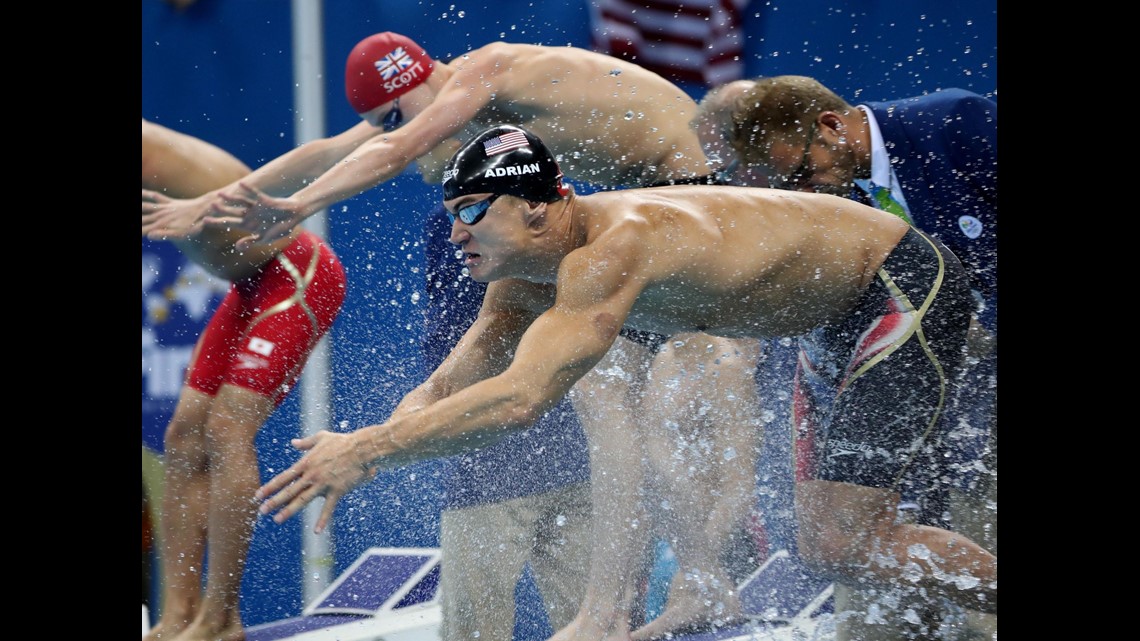Michael Phelps' face before his event was intense, and the Internet ...