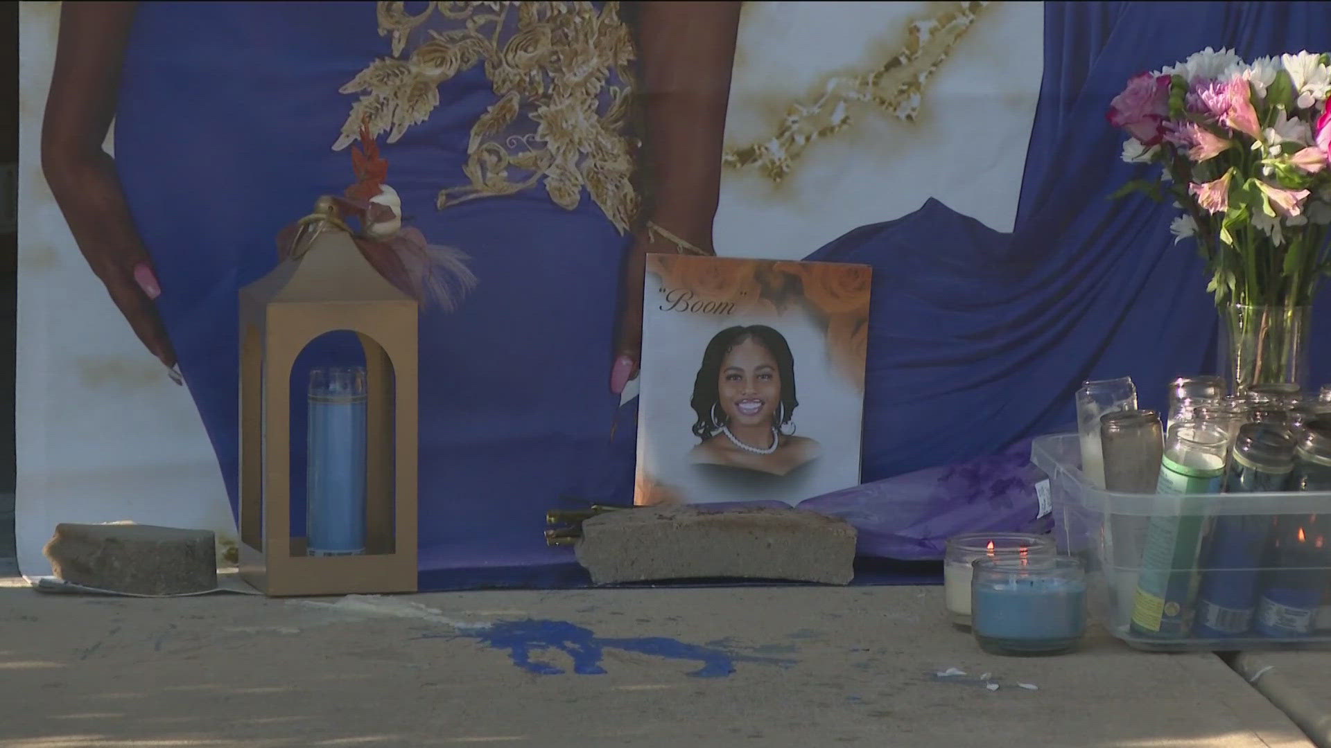 Balloon release for Akeela Clarke, teen killed in Walmart shooting ...